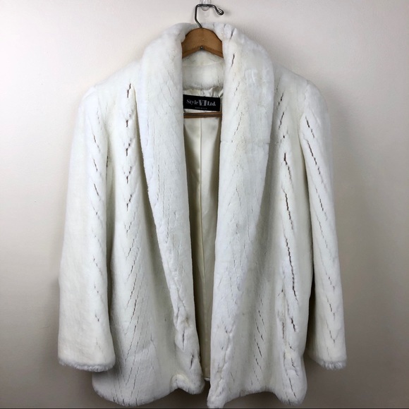 Style VI Ltd | Jackets & Coats | Vintage Style Vi Ltd White Faux Fur ...